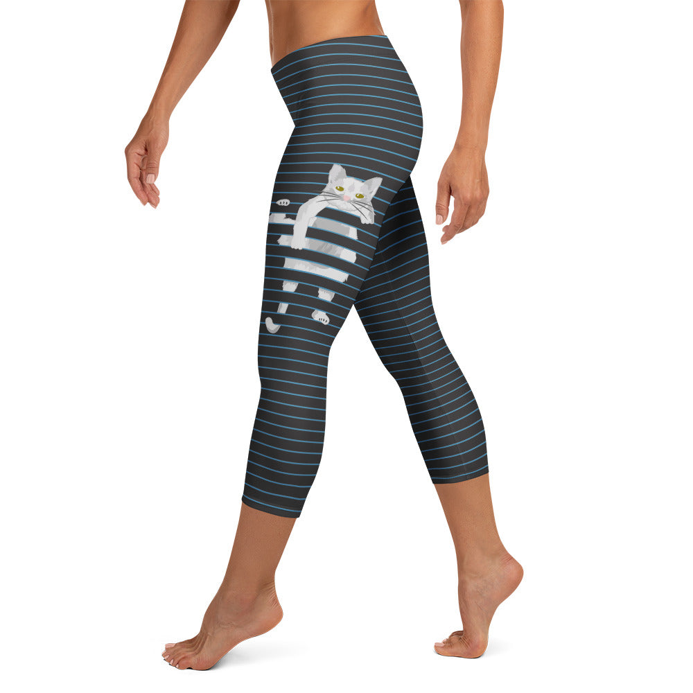 Peek-a-Boo Cat Capris