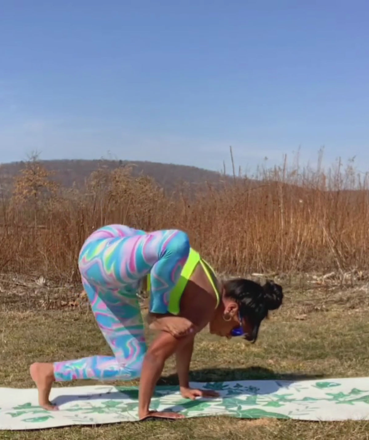 Bright & Bold Neon Psychedelic Print Leggings | FIERCEPULSE