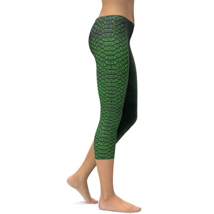 Green Crocodile Pattern Capris